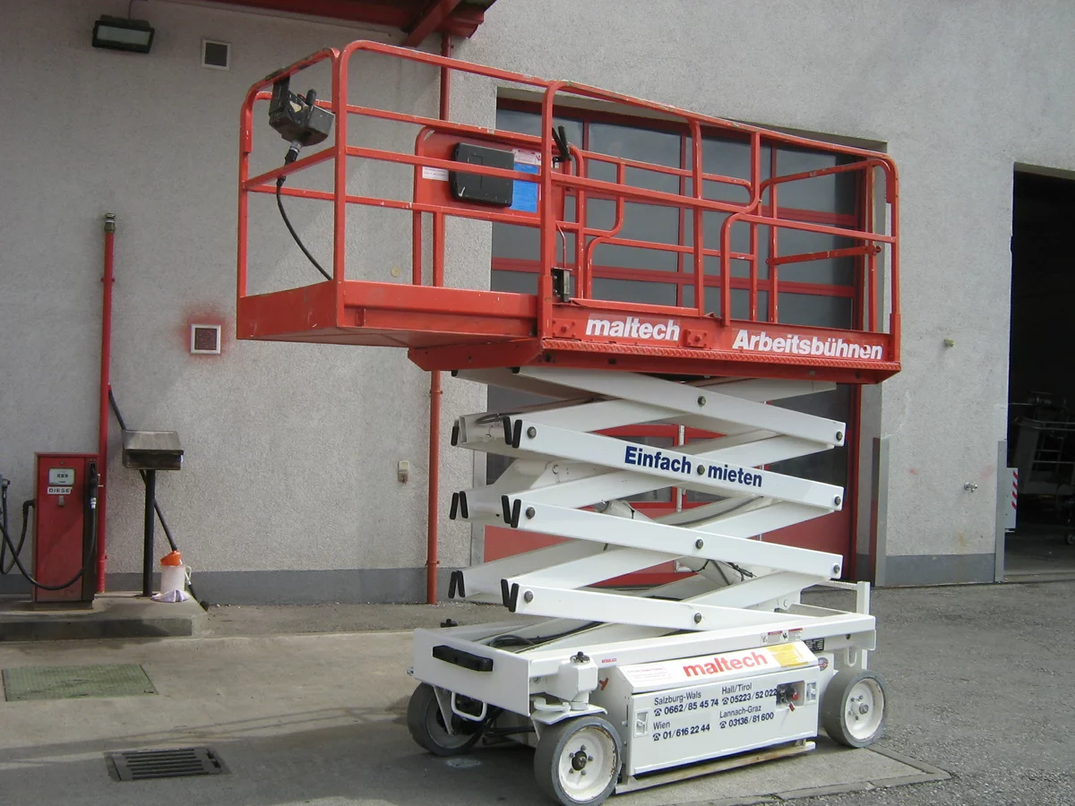 Scheren-Arbeitsbühne MS 99 | maltech.com